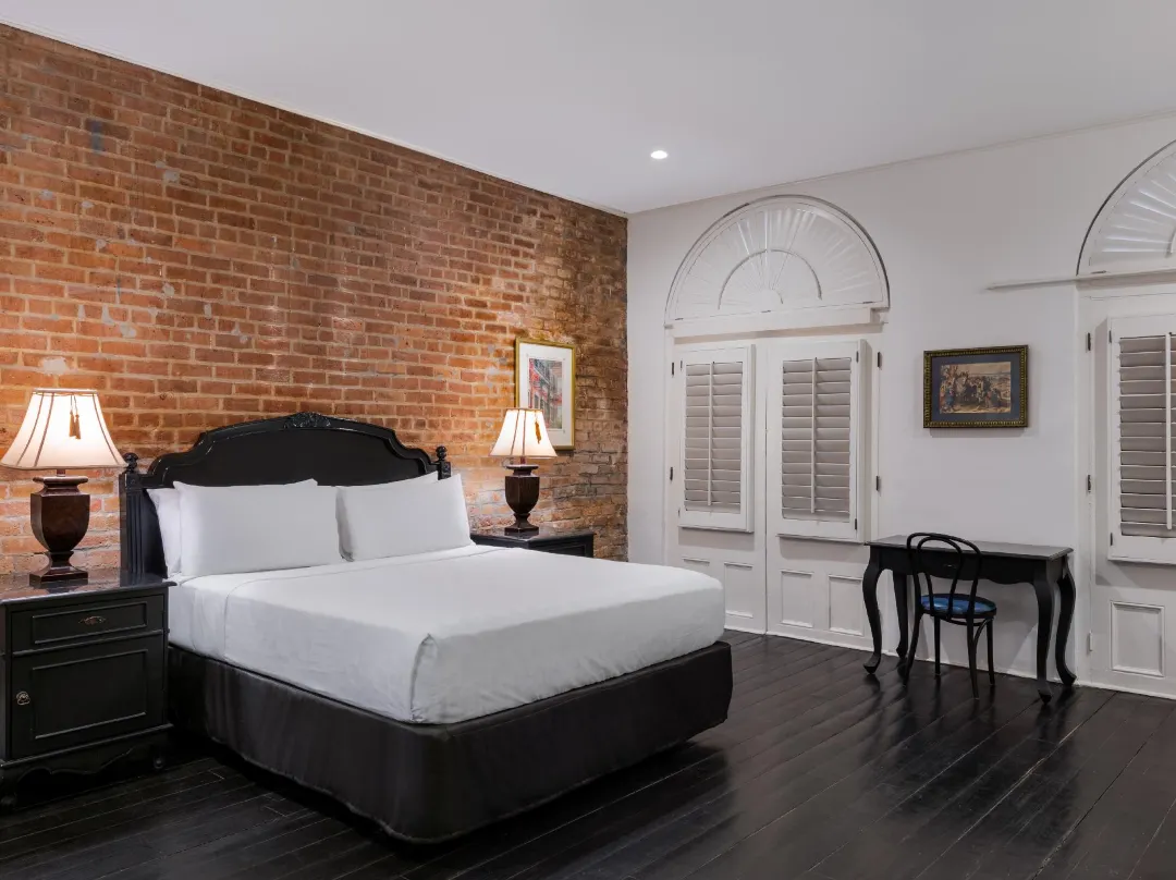 Hotel Royal New Orleans - Chalmette, LA