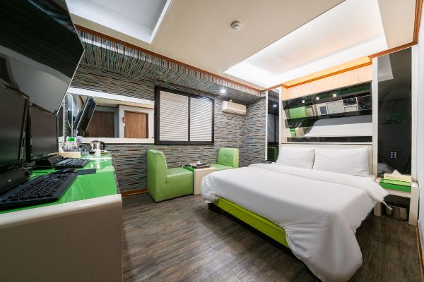 Shincheon Nyu (NU)预订价格,联系电话位置地址【携程酒店】