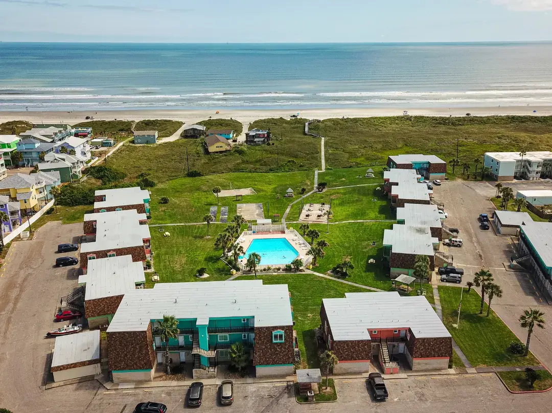 Walk To Sandfest , Shared Pool, Board Walk To Beach - Port Aransas, TX