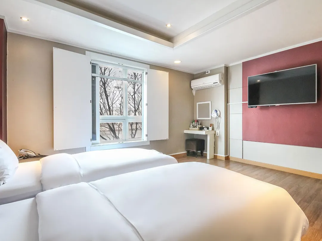 Hotel Choonhyang - Namwon-si