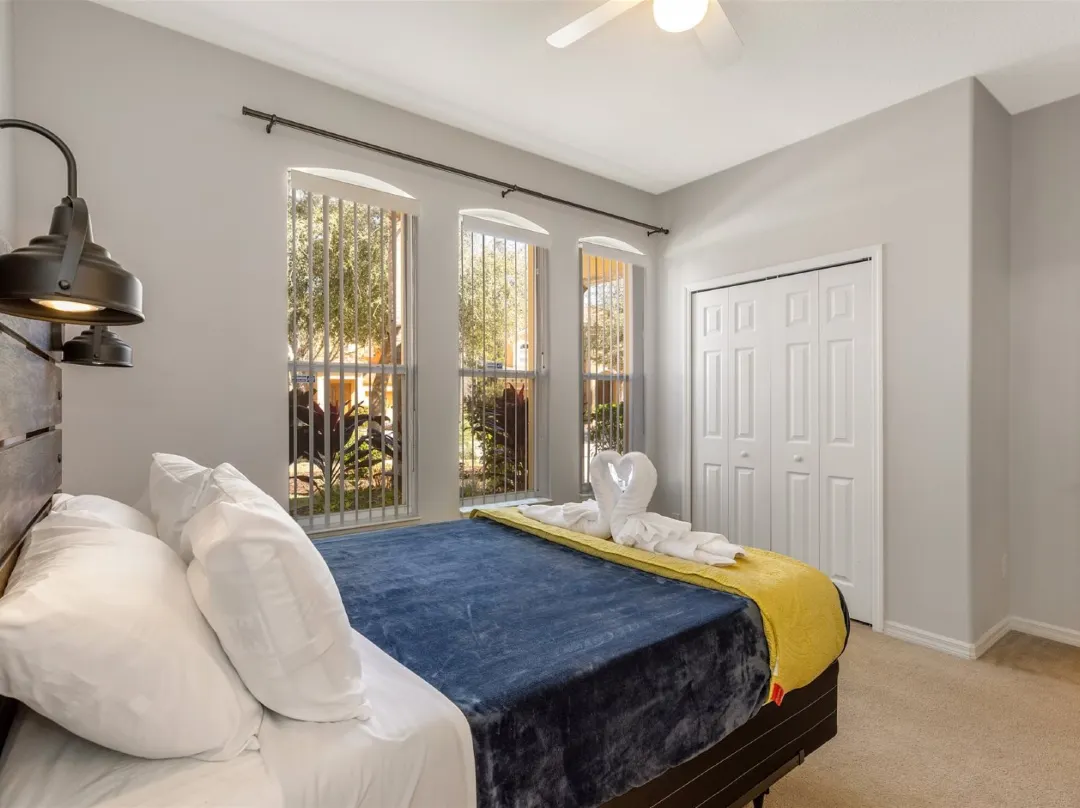 Heated Pool And Spa With Conservation Area - Charming Family Haven - Davenport, FL