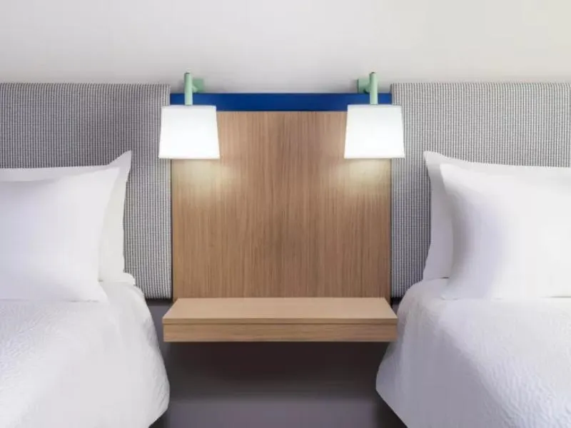 Garner Hotel Albuquerque Airport By Ihg - Albuquerque, NM