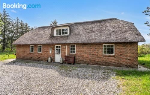 Nice Home in Ulfborg with Sauna预订价格,联系电话位置地址【携程酒店】