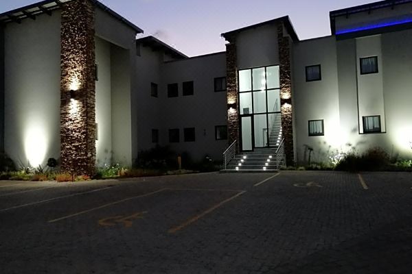 勒斯滕堡国王之门酒店(King's Palace Hotel Rustenburg)预订价格,联系电话位置地址【携程酒店】