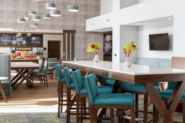戈登斯维尔锡安十字路口汉普顿酒店(Hampton Inn by Hilton Zion Crossroads Gordonsville)预订 ...