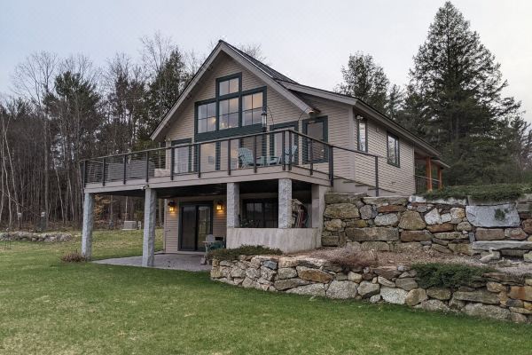 Meadow House at Powder Mill Pond - a nature lover's paradise预订价格,联系电话位置 ...