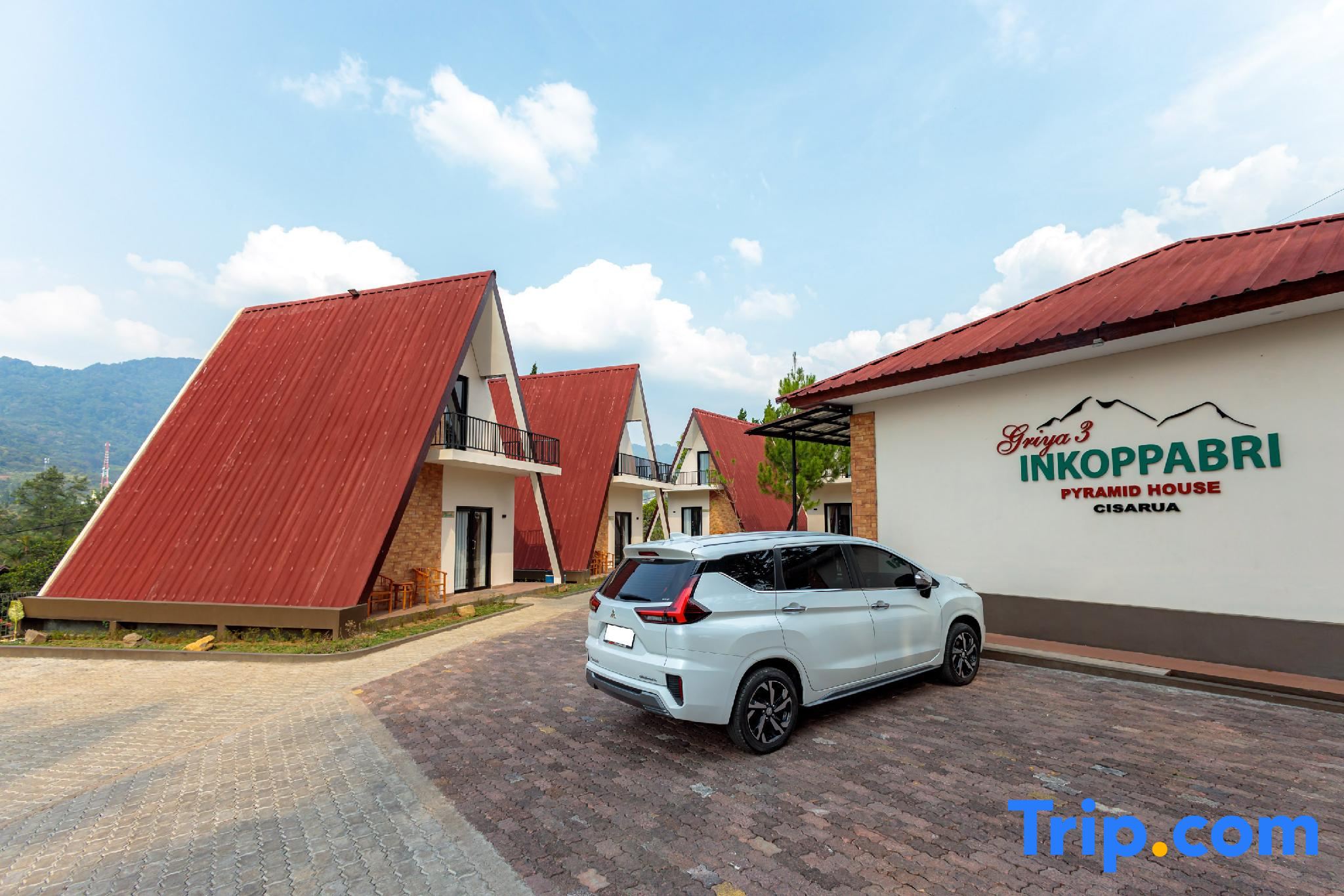 The Lavana Pyramid House Inkoppabri Puncak 予約 / アクセス情報 - NAVITIME Transit