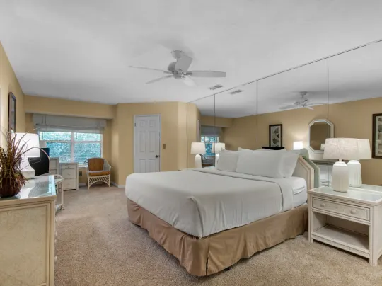 Screened Porch And Spacious Living - Delightful Beach Escape - Miramar Beach, FL