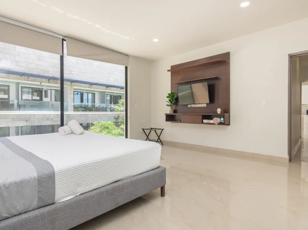 Luxury 2br With Balcony, Direct Access To 5th Ave - Cozumel