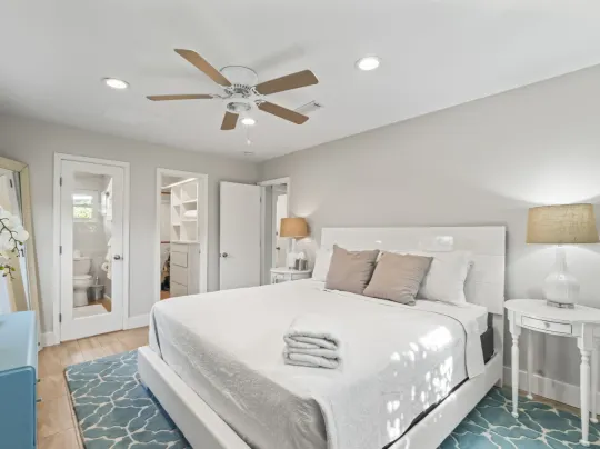 Coastal Retreat With Smart Tv And Grill - Charming Beach Haven - Atlantic Beach, FL