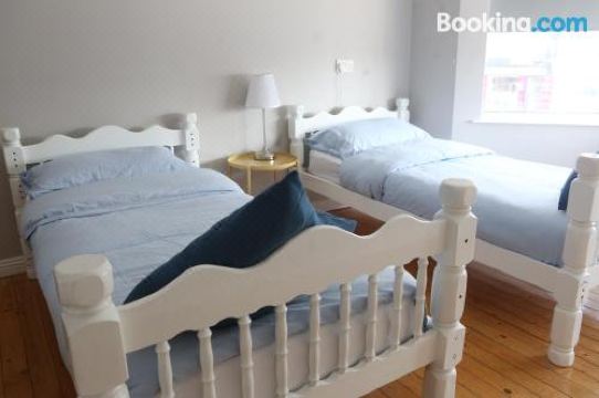 罗萨里斯公寓，基尔基(Rosaries Apartment Kilkee)预订价格,联系电话位置地址【携程酒店】