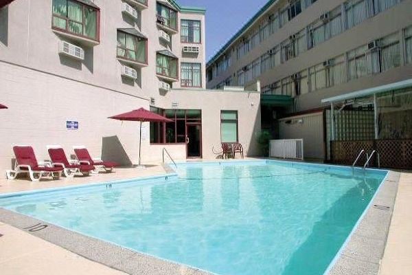 温哥华地铁市华美达酒店和套房(Ramada Hotel & Suites Metrotown Vancouver)预订价格,联系电话位置地址 ...