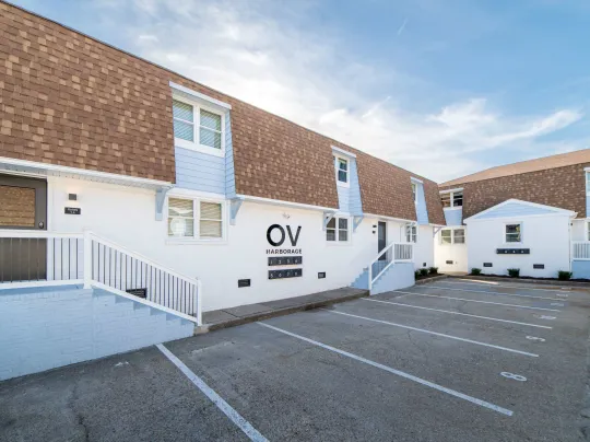 Fire Pits And Shared Laundry - Modern Coastal Sanctuary - Virginia Beach, VA