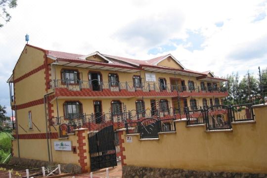 米佩塔之家酒店(Mpeta House)预订价格,联系电话位置地址【携程酒店】