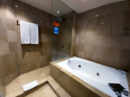 Real Inn Perinorte Tlalnepantla de Baz - 2022 hotel deals - Klook ...