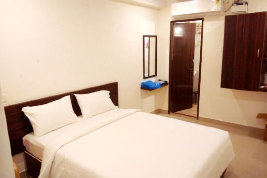 阿卡什寺庙景观酒店(Aakash Temple View Hotel)预订价格,联系电话位置地址【携程酒店】