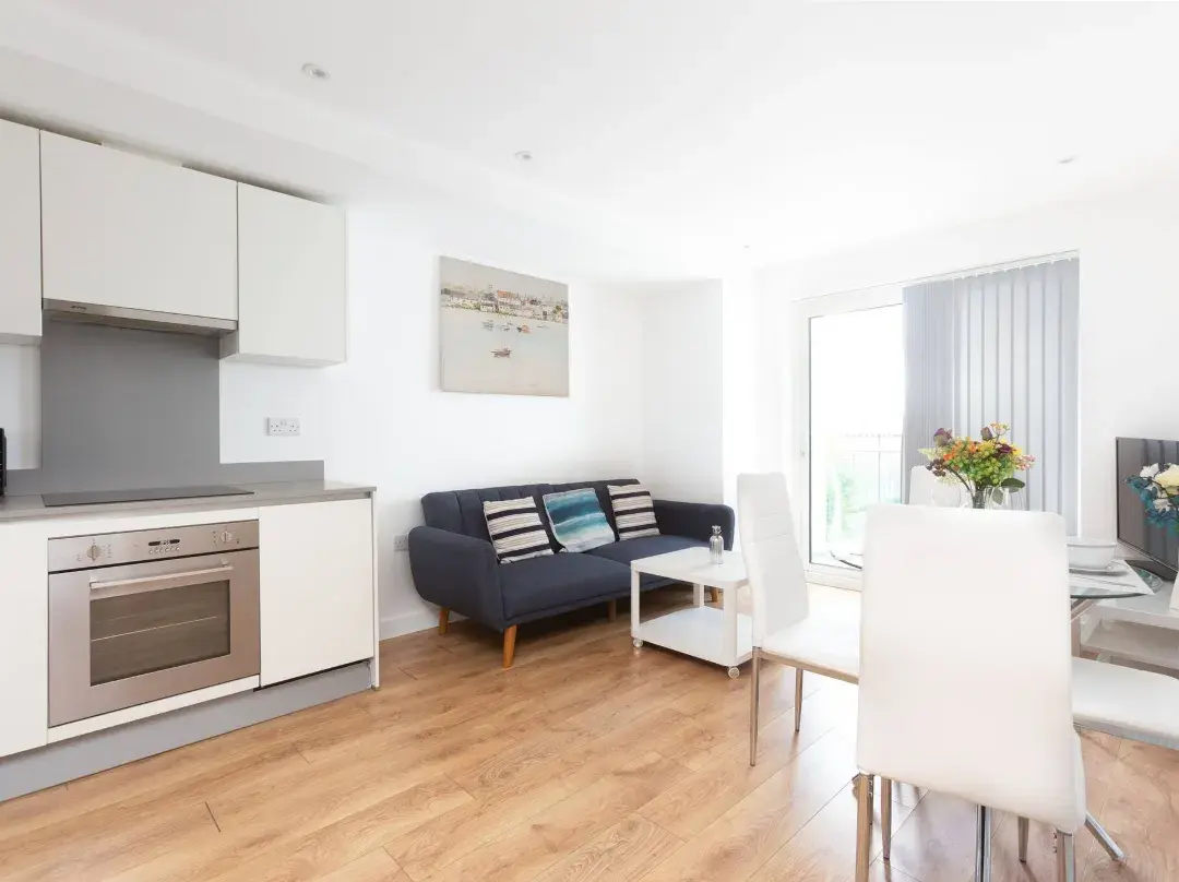 Skyvillion - Tower Point Enfield 1bed W/balcony - London