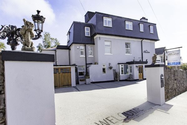 艾尔巴斯顿旅馆(The Albaston)预订价格,联系电话位置地址【携程酒店】