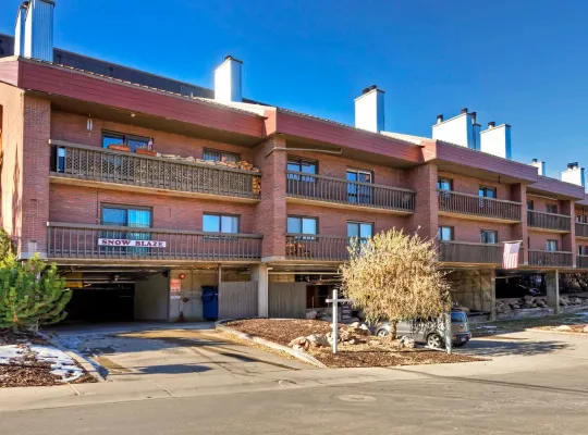 Charming Escape With Hot Tub Access - Cozy Mountain Retreat - Kamas, UT