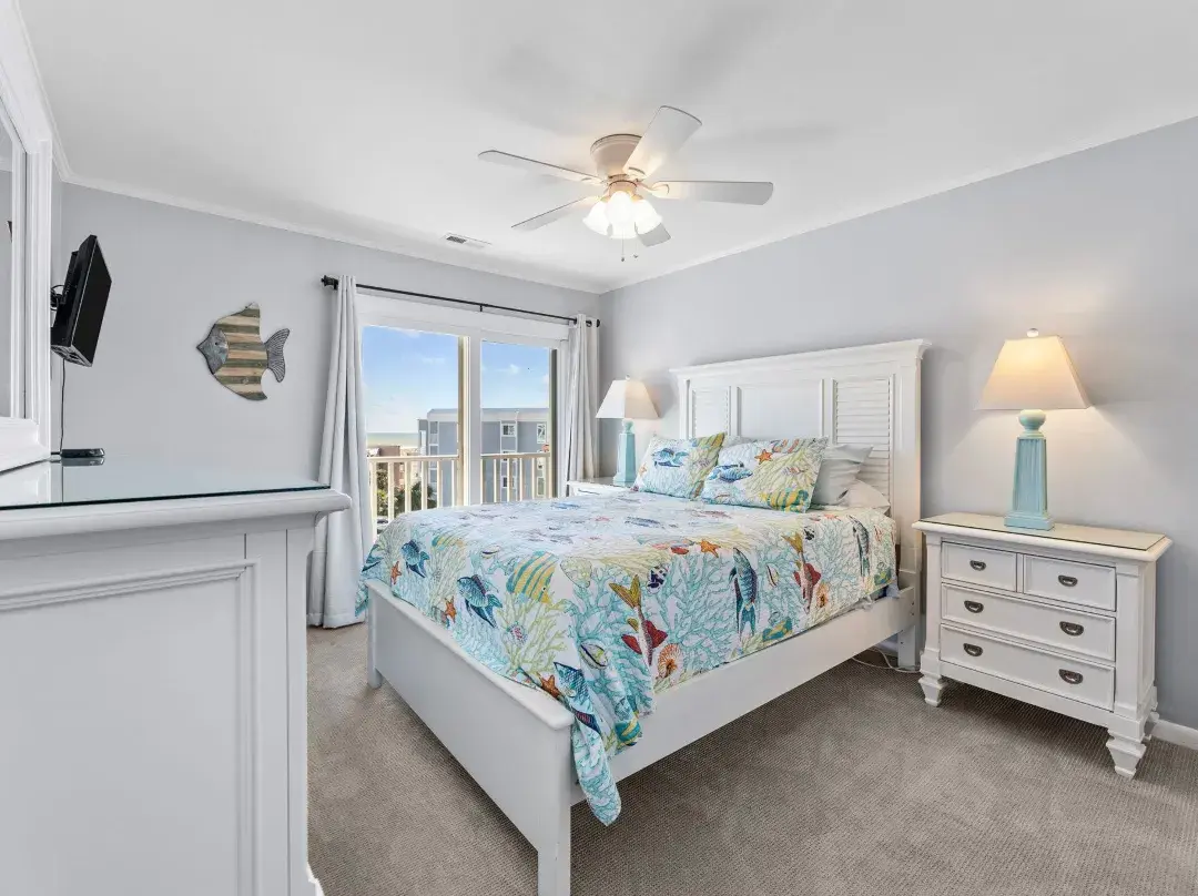 Balcony And Resort Style Pool - Stunning Ocean View - Myrtle Beach