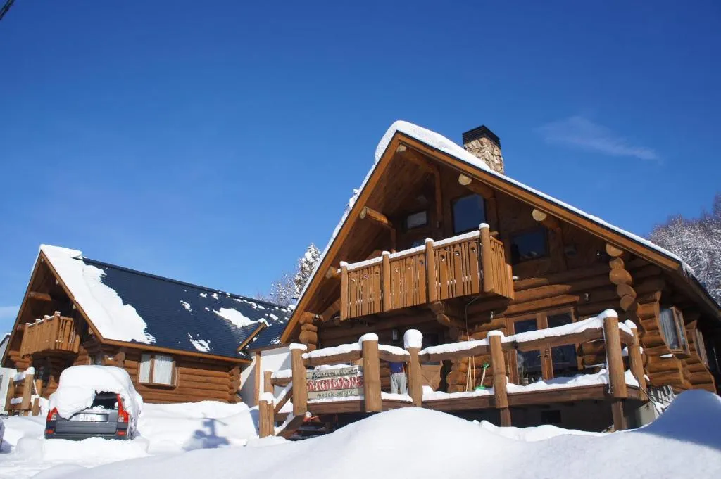 Log Hotel Kamloops - Iiyama
