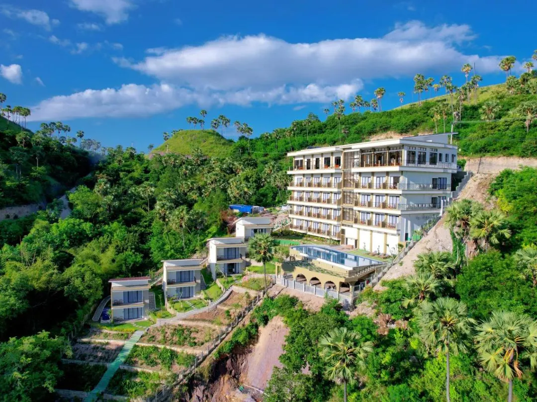 Flamingo Bajo Waecicu - Labuan Bajo