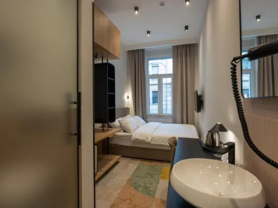 Hop Inn Rooms & Suites - Belgrado