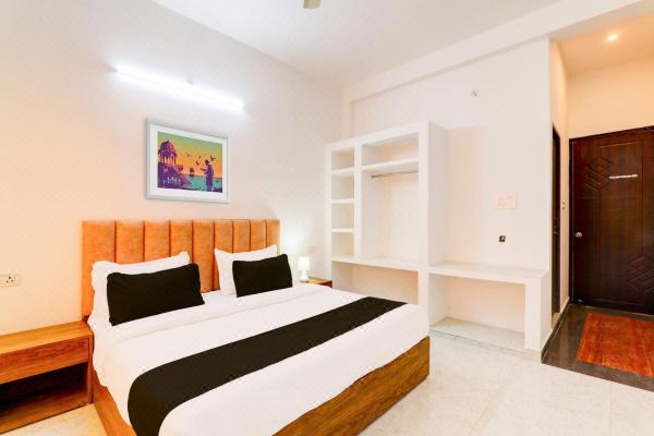 Hotel O Samar Palace预订价格,联系电话位置地址【携程酒店】