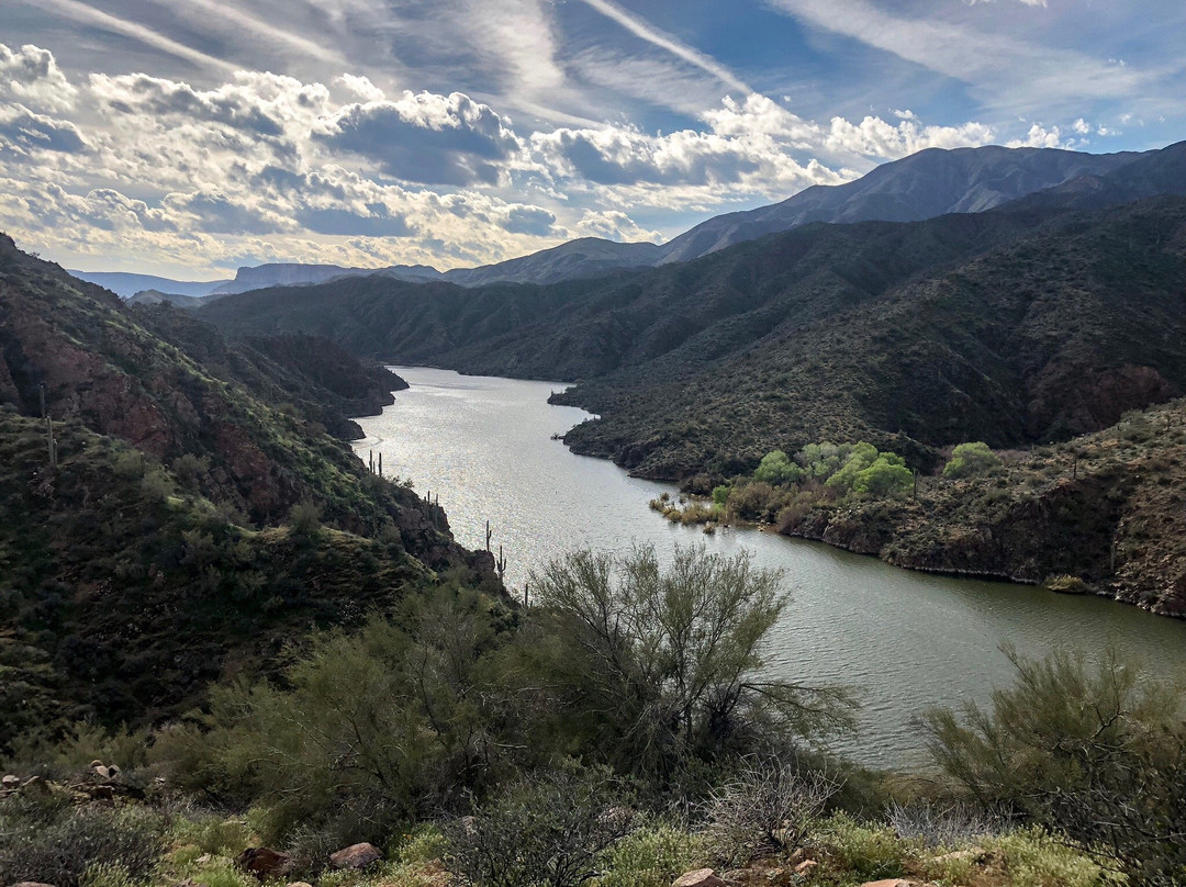 2024年3月Apache Lake景点攻略-Apache Lake门票预订|地址|图片-Apache Lake景点点评-猫途鹰