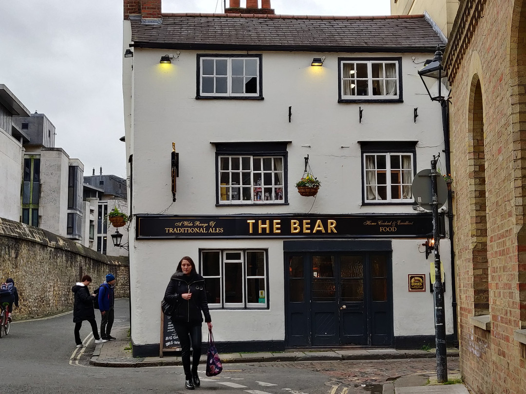The Bear Inn - (牛津)餐厅/美食点评 - 餐厅地址/餐厅电话/餐厅周边信息/餐厅推荐菜 - Tripadvisor猫途鹰