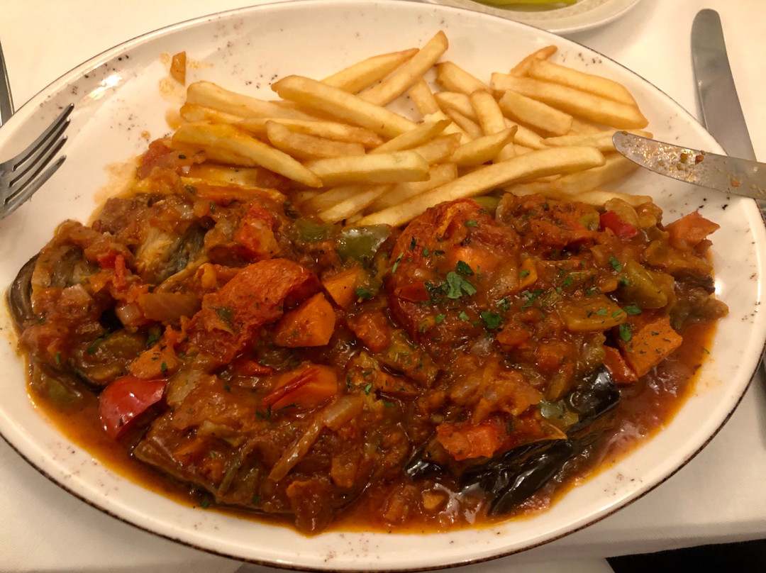 ozgur-turkish-restaurant-tenterden