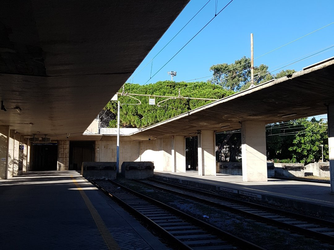 2023年12月Stazione Ferroviaria di Messina Centrale景点攻略-Stazione ...