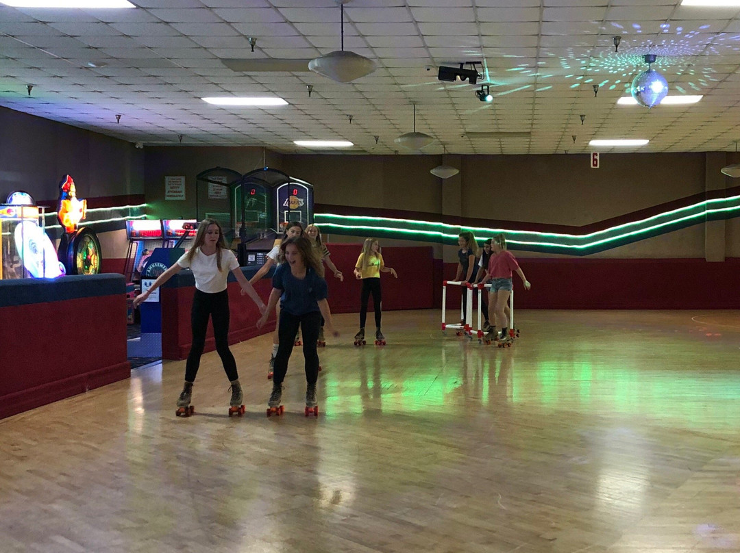 2024年10月Fountain Valley Skating Center景点攻略-Fountain Valley Skating ...