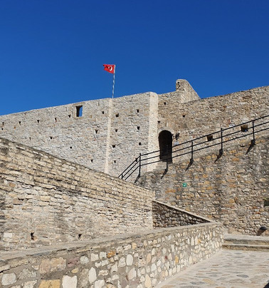 2024年8月Cesme Castle景点攻略-Cesme Castle门票预订|地址|图片-Cesme Castle景点点评-猫途鹰