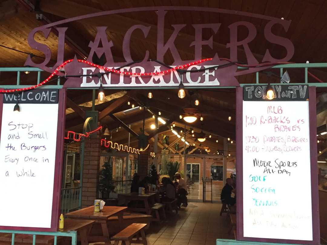 Slackers - (佩吉)餐厅/美食点评 - 餐厅地址/餐厅电话/餐厅周边信息/餐厅推荐菜 - Tripadvisor猫途鹰