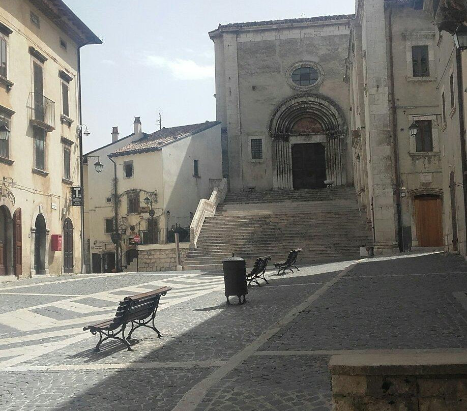 2023年11月Basilica di Santa Maria Del Colle景点攻略-Basilica di Santa Maria ...