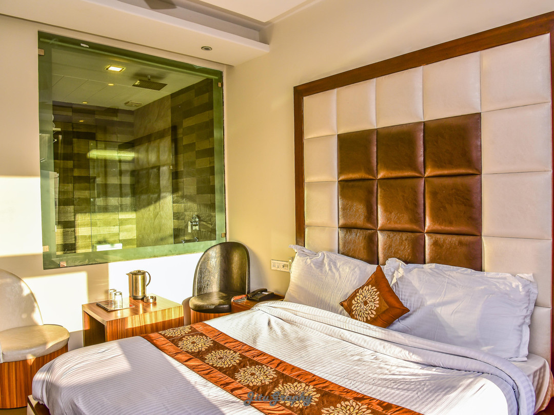 Hotel Whispering Winds Dharampur Hotel Whispering Winds Hotel Whispering Winds Dharampur Hotel Whispering Winds