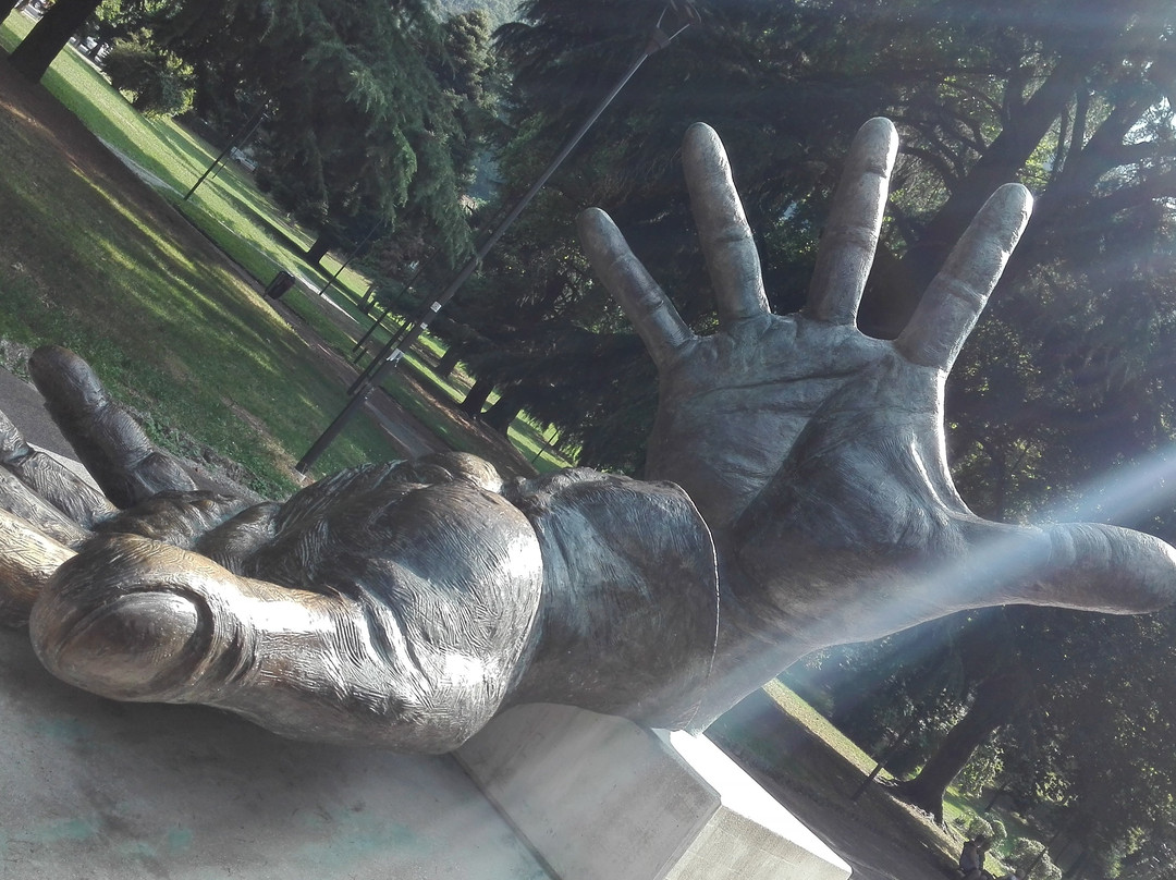 2023年11月Monumento Le Mani景点攻略-Monumento Le Mani门票预订|地址|图片-Monumento Le ...