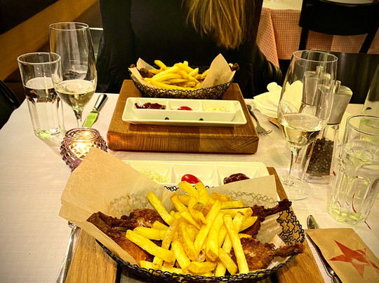 Walliser Keller The Swiss Restaurant - (苏黎世)餐厅/美食点评 - 餐厅地址/餐厅电话/餐厅周边信息 ...