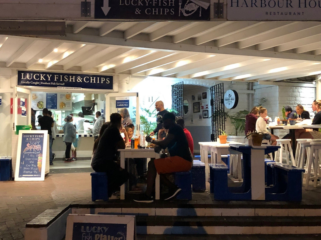 Lucky Fish and Chips Kalk Bay - (Kalk Bay)餐厅/美食点评 - 餐厅地址/餐厅电话/餐厅周边信息/餐厅 ...