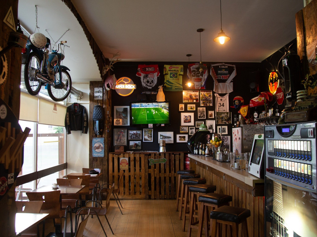 2024年10月Two Wheels Motorcycles & Bar景点攻略-Two Wheels Motorcycles & Bar门票 ...