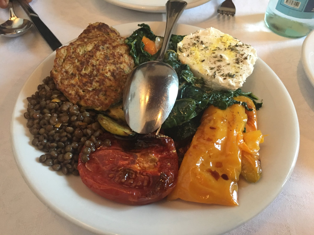 Castelli Restaurant - (亚的斯亚贝巴)餐厅/美食点评 - 餐厅地址/餐厅电话/餐厅周边信息/餐厅推荐菜 ...