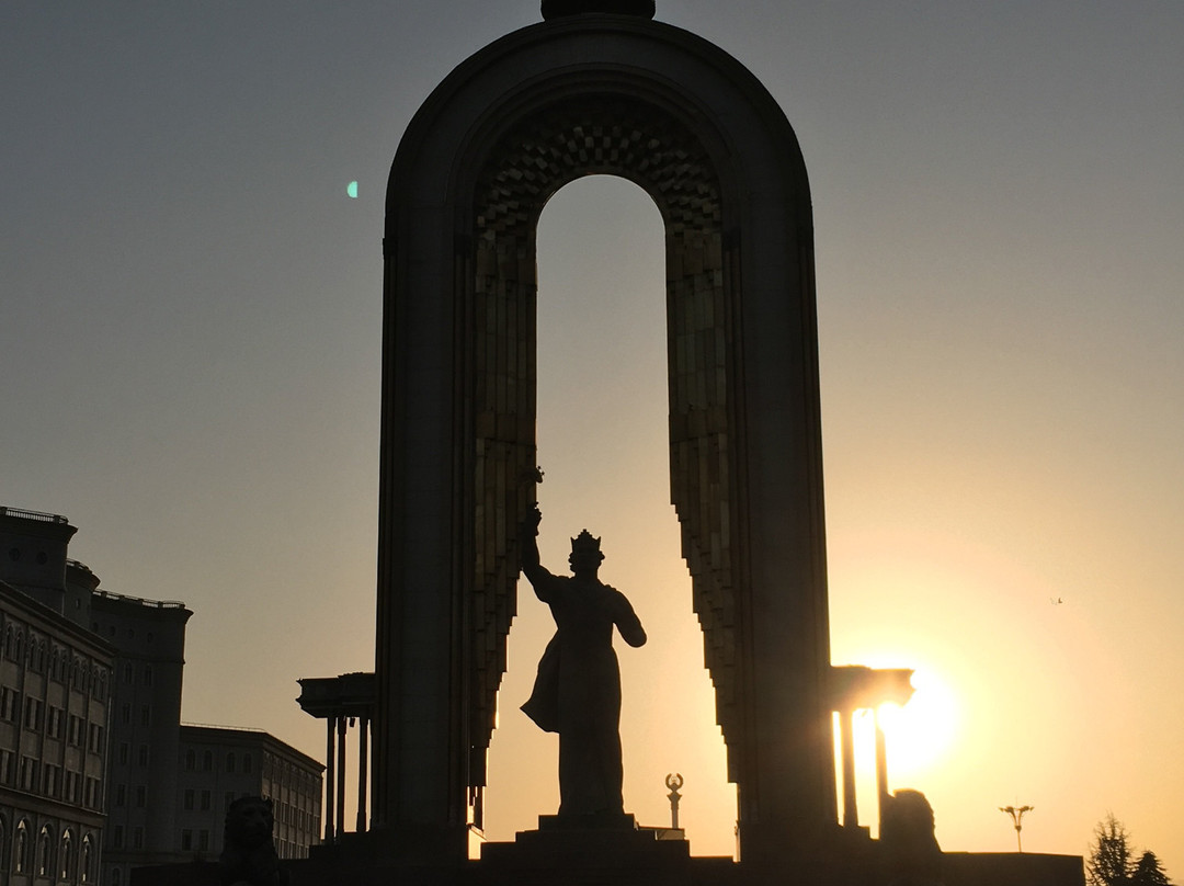 2024年11月Statue of Ismoil Somoni景点攻略-Statue of Ismoil Somoni门票预订|地址|图片 ...
