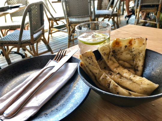 Mantra Cafe - (坎普斯湾)餐厅/美食点评 - 餐厅地址/餐厅电话/餐厅周边信息/餐厅推荐菜 - Tripadvisor猫途鹰