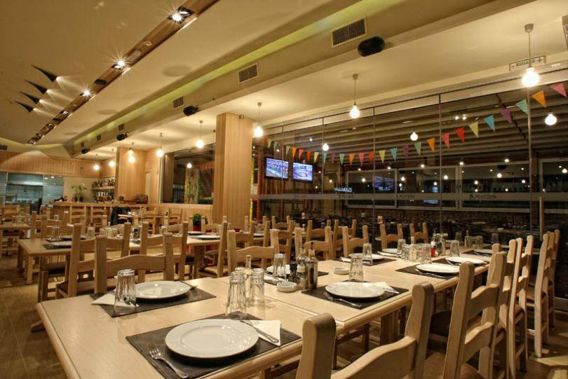 Hatzis Meat Restaurant - Cafe - (Kokkini Hani)餐厅/美食点评 - 餐厅地址/餐厅电话/餐厅周边 ...