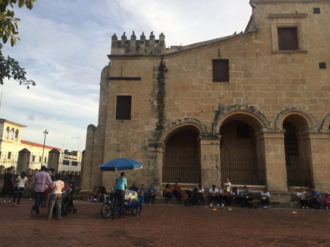 2024年3月Parque Colón景点攻略-Parque Colón门票预订|地址|图片-Parque Colón景点点评-猫途鹰