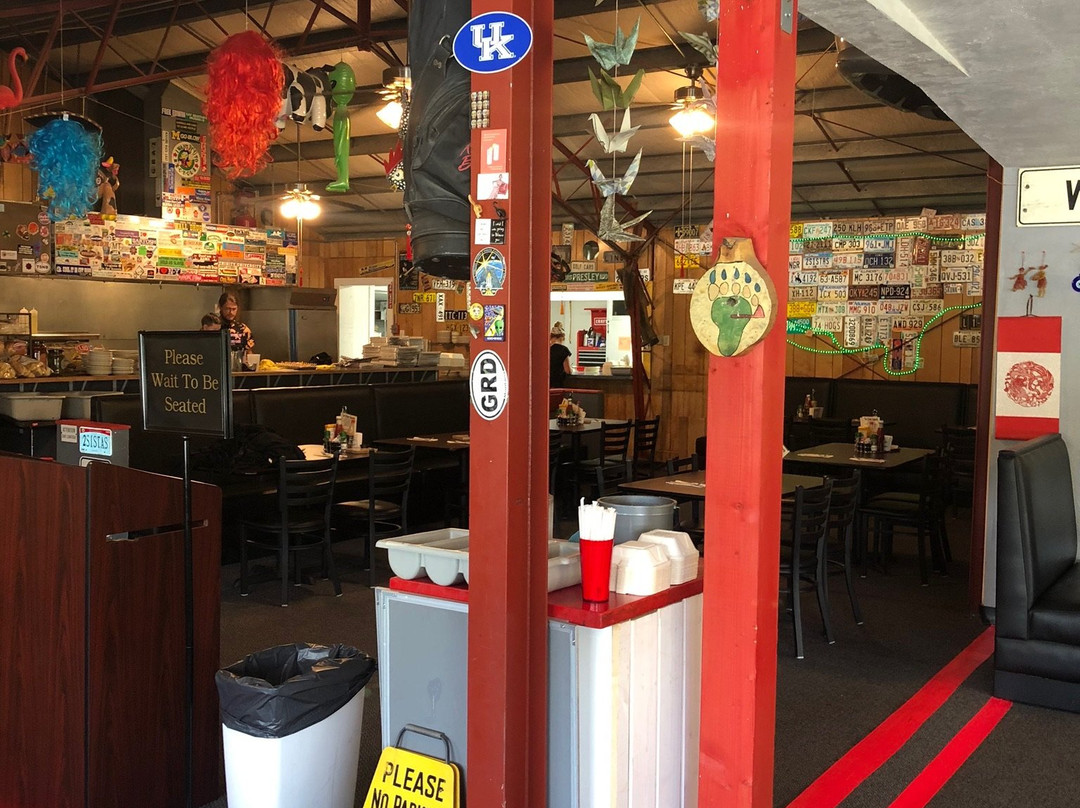 Two Sisters Cafe - (Babb)餐厅/美食点评 - 餐厅地址/餐厅电话/餐厅周边信息/餐厅推荐菜 - Tripadvisor猫途鹰