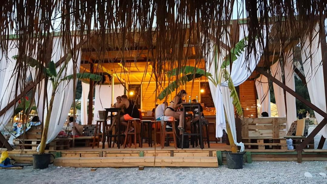 2024年2月Bamboo Beach Bar Dhermi景点攻略-Bamboo Beach Bar Dhermi门票预订|地址|图片 ...