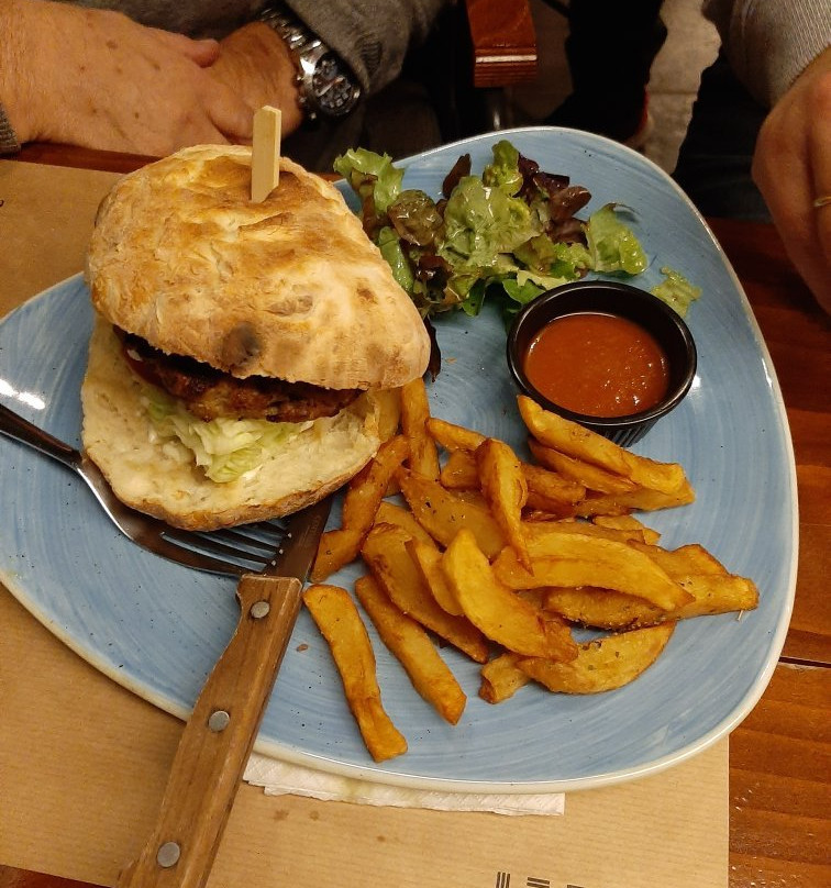 2024年5月Nikaia旅游景点攻略-Nikaia旅游住宿,-Nikaia旅游美食-猫途鹰