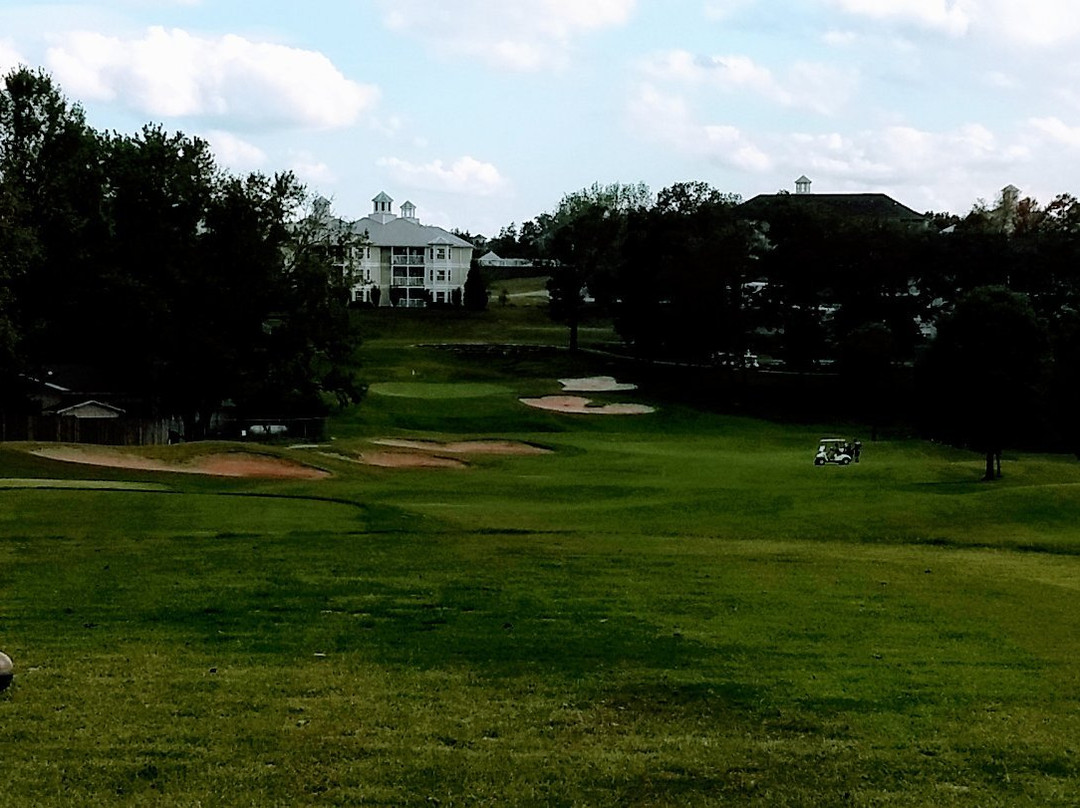 2023年12月Holiday Hills Resort & Golf Club景点攻略-Holiday Hills Resort ...